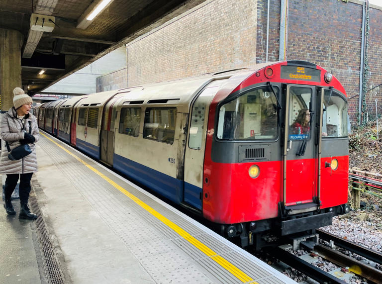 London transport chiefs in new bid to avoid next week's Tube strikes