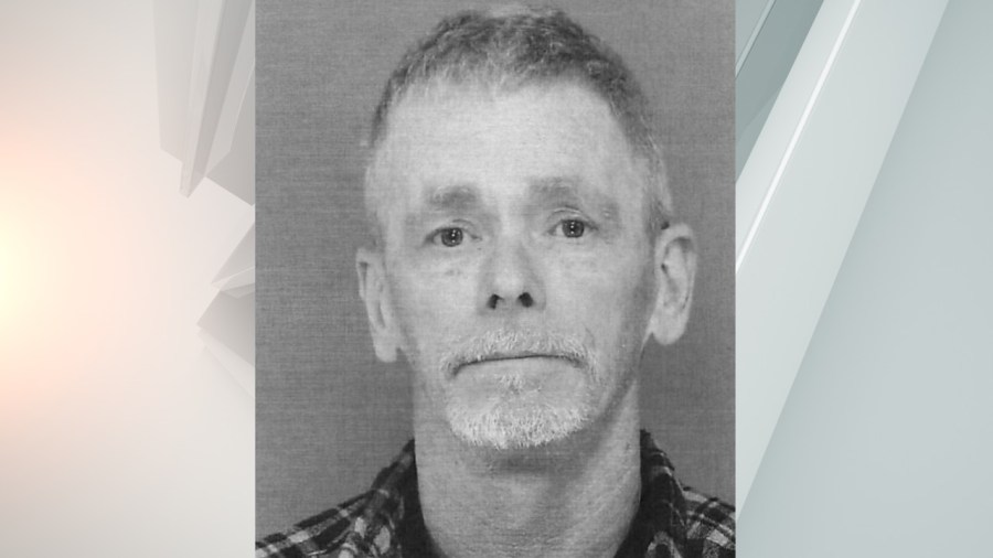 Neighbor reacts to Ding Dong Ditch gone wrong