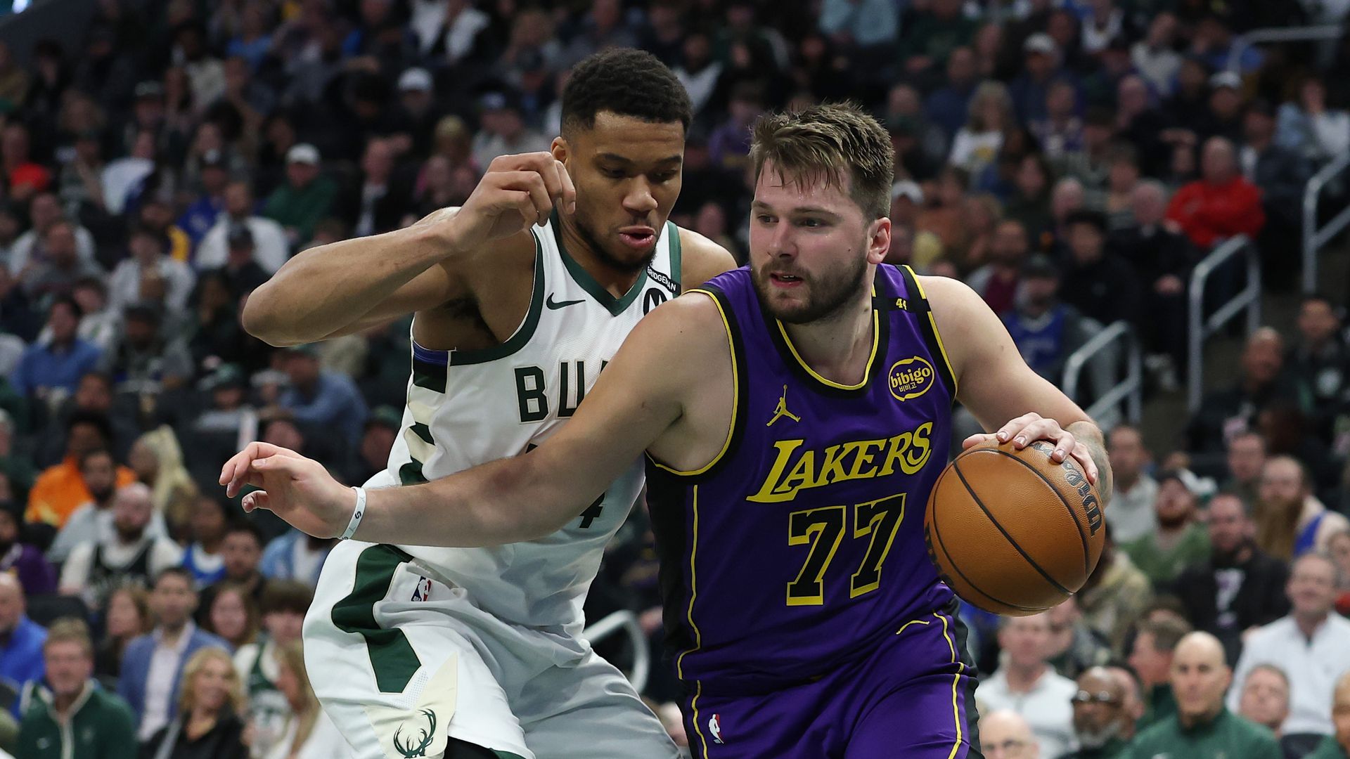 “Giannis playing well in his audition game to join Luka” — Lakers fans ...