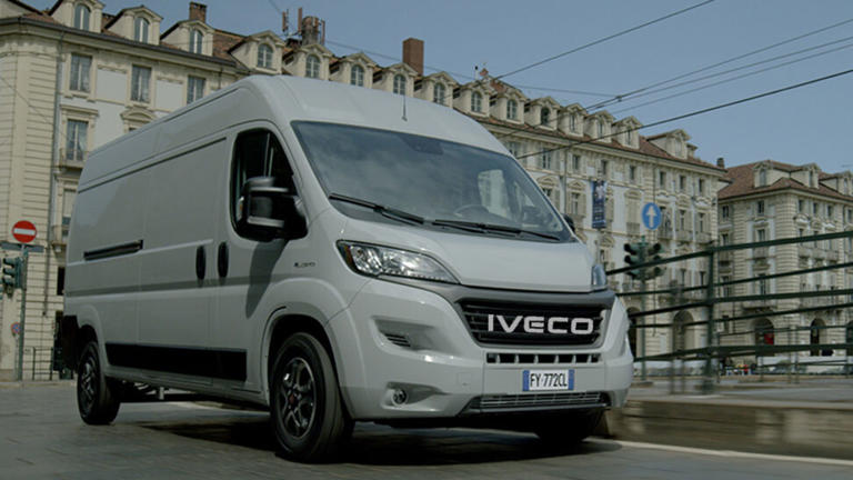 Iveco koopt voortaan ook elektrische bussen in bij Stellantis