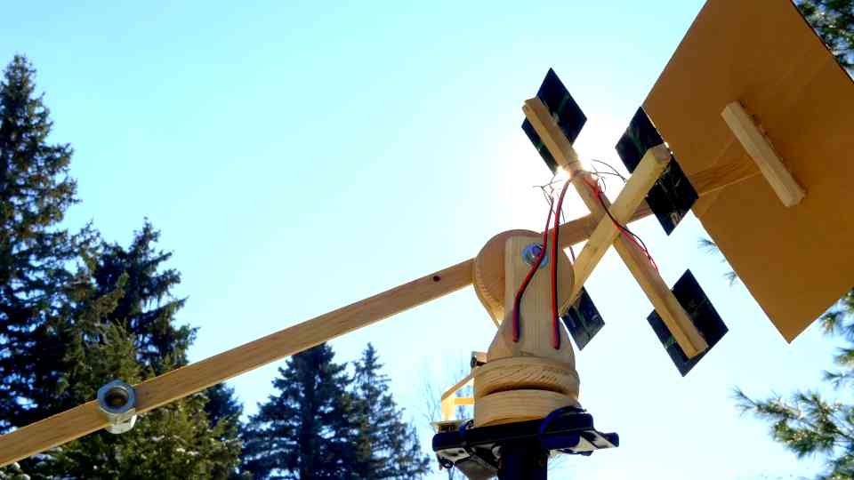 DIY Solar Tracking System Inspired by NASA (Parker Solar Probe)