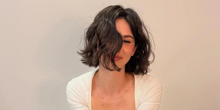 Gracie Abrams' Californian Bob Is Spring Coded - Here's How To Achieve It