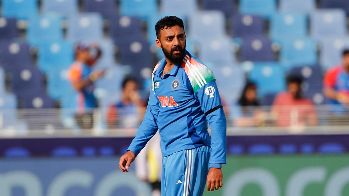 India's Varun Chakravarthy Becomes No 1 Bowler In T20I Format, Joins ...