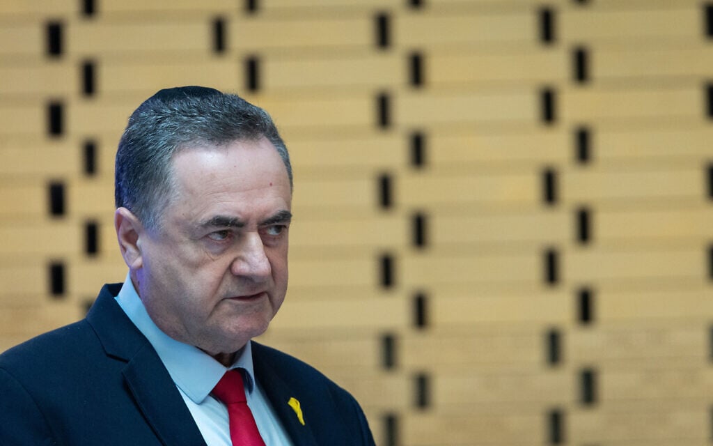 Defense minister praises Haredi singer who days earlier sang anti ...