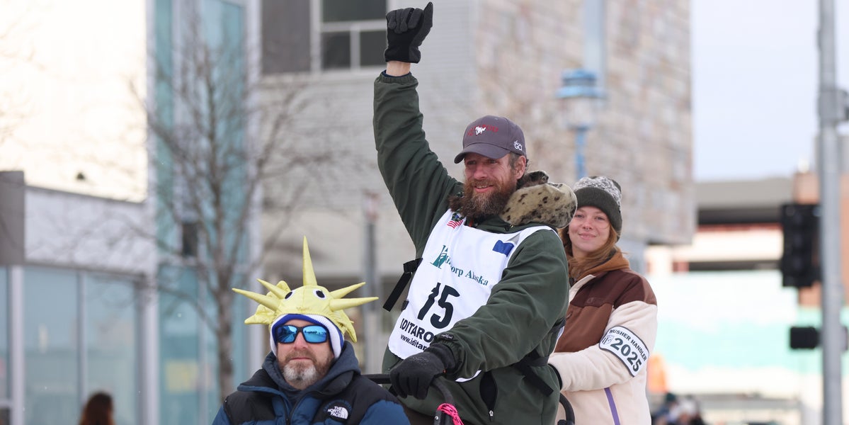 Ex-Reality Star Jessie Holmes Wins Iditarod In Race Marred By Death Of ...
