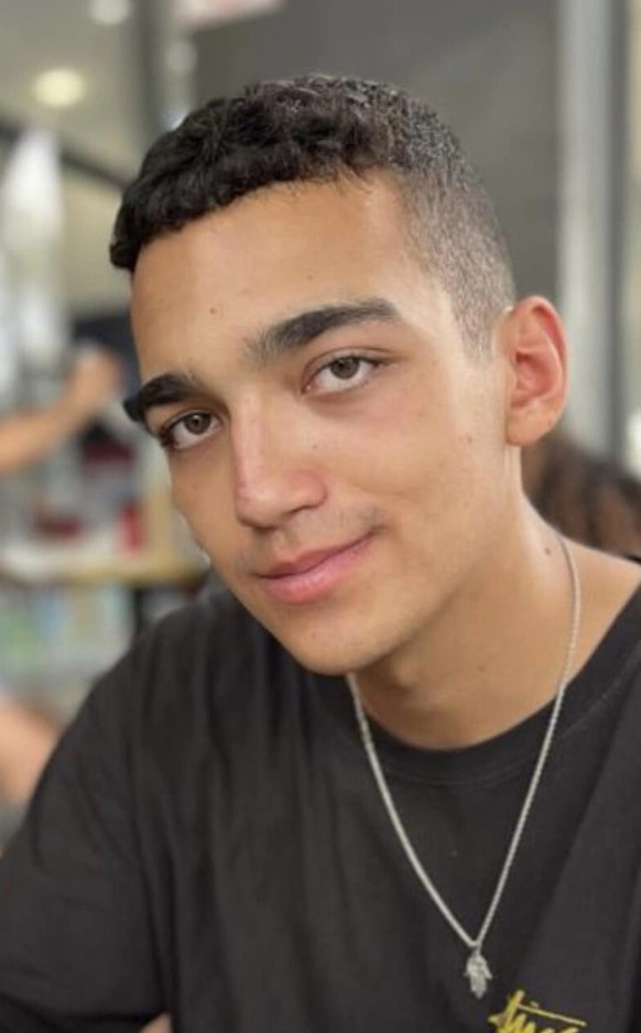 Hamas agrees to release Edan Alexander, the last living American hostage