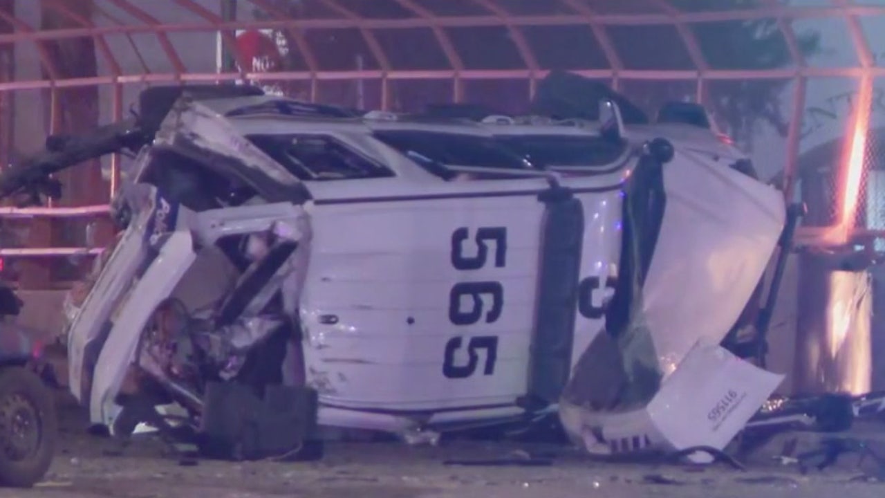 Phoenix Police officer seriously hurt in rollover crash