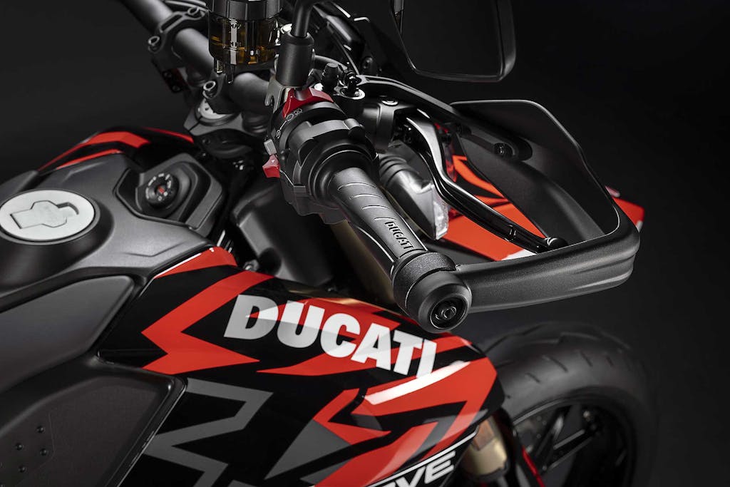 Ducati Hypermotard 698 Mono – prova – su strada con la Monocilindrica ...