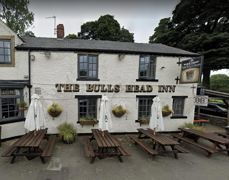 Locals recommend 29 of the best places to visit for a pub lunch on ...