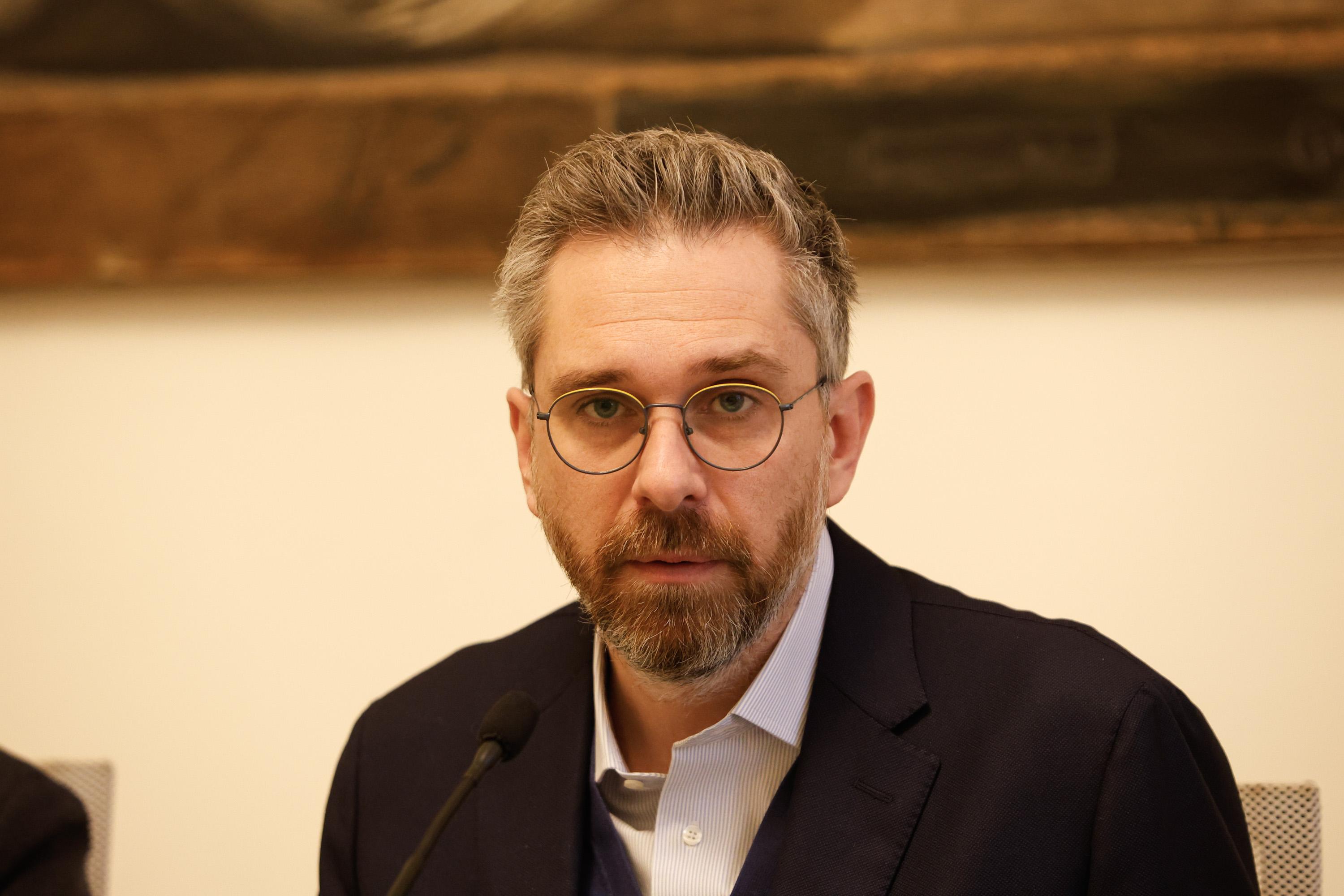 Maltempo e tombini a Bologna, il sindaco Lepore: “I privati li puliscano”