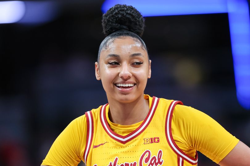 JuJu Watkins sends Caitlin Clark message after surpassing WNBA star's ...