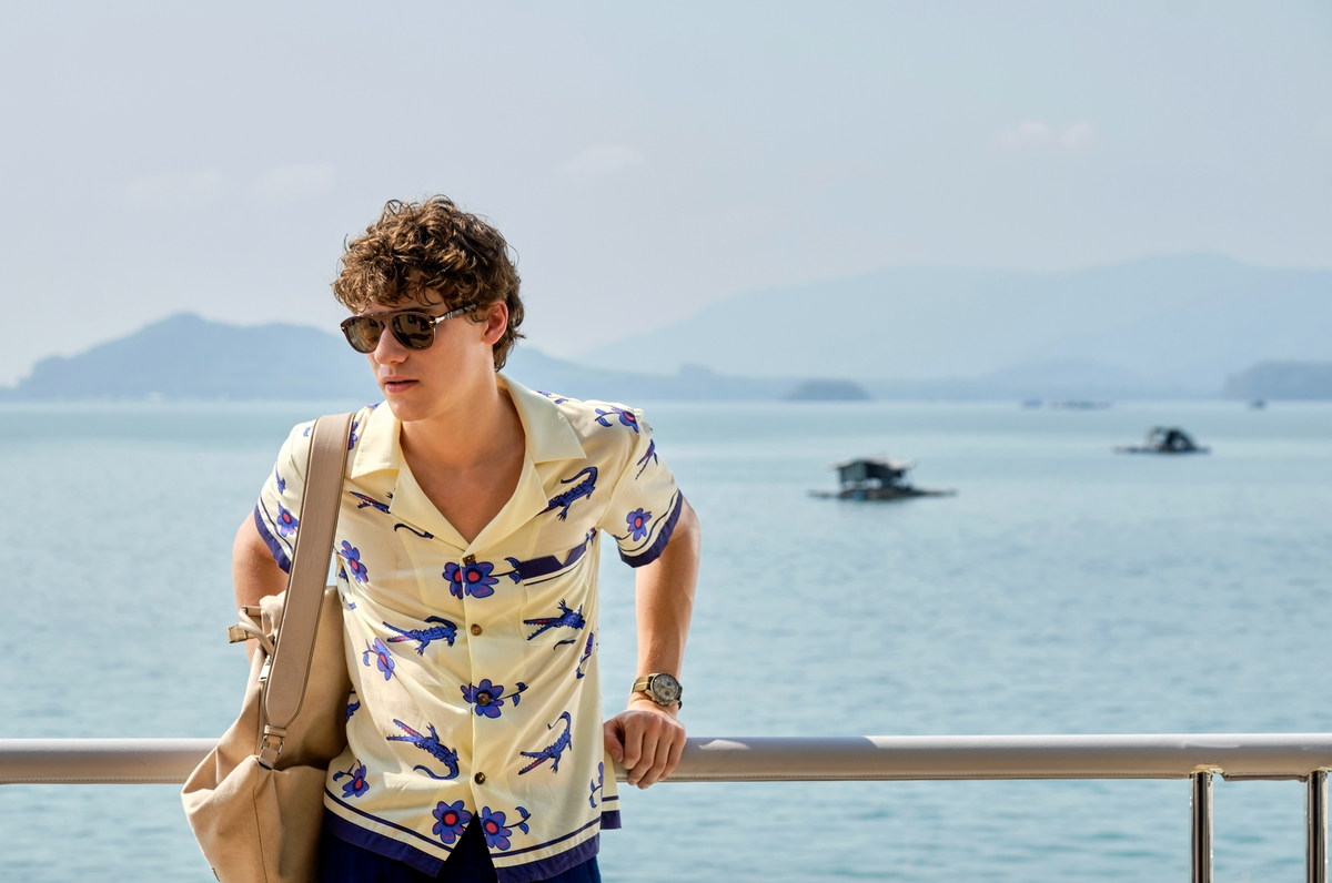 Planning Your Next Vacation? How to Dress Like a “White Lotus” Character