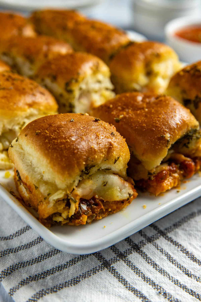 Easy Hawaiian Roll Meatball Sliders