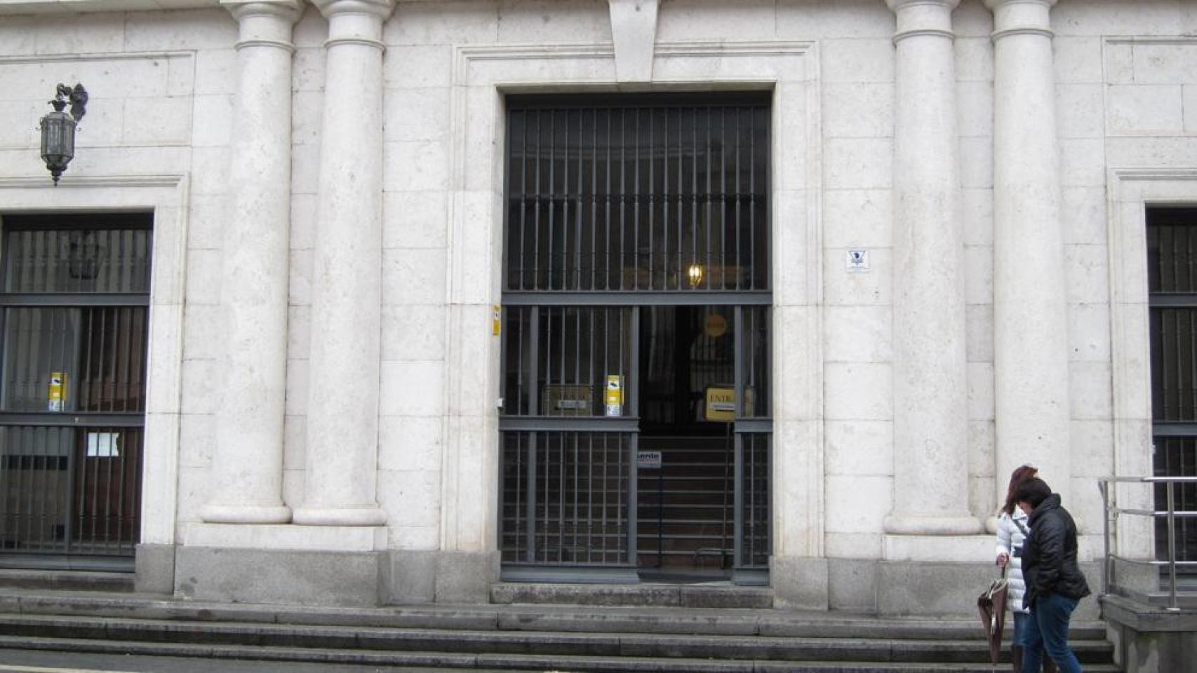 Condenado a dos años de cárcel el trabajador de Phone House por estafar ...