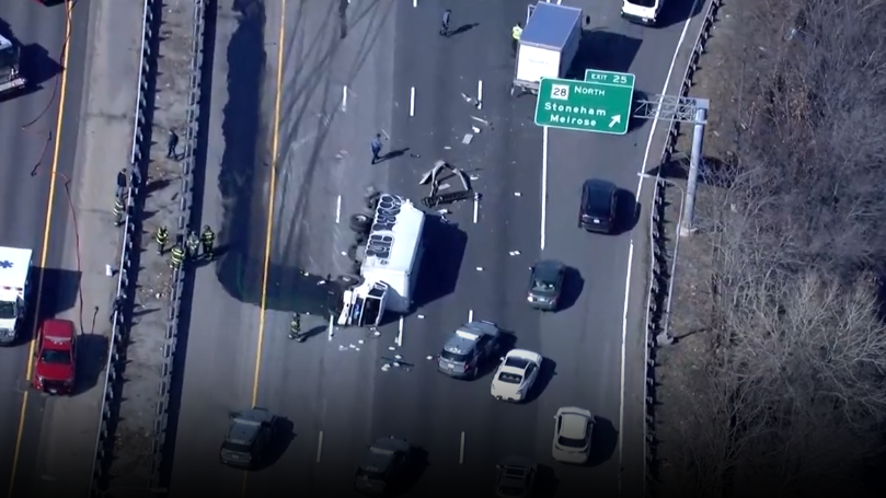 Northbound lane of I-93 closed after multivehicle crash in Stoneham ...