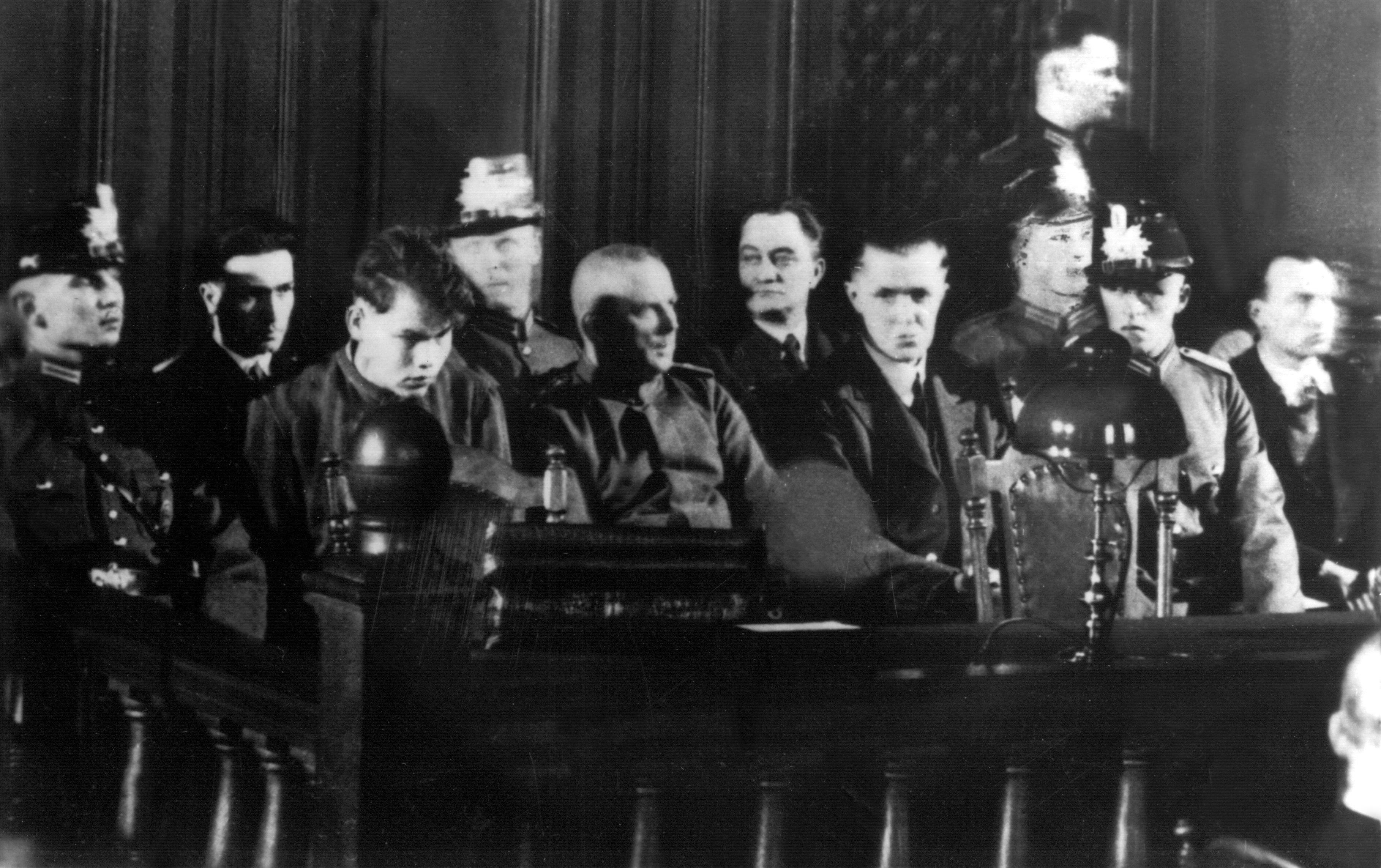 Here's A Timeline Of Hitler's First 53 Days In Office — Let Me Know If ...