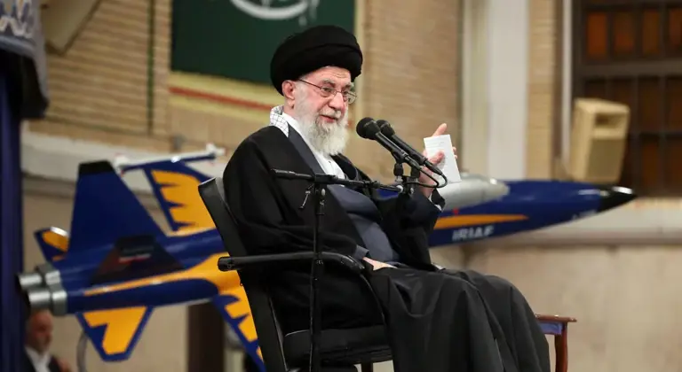 Russia and China rally behind Iran’s nuclear program Russia and China rally behind Iran’s nuclear program