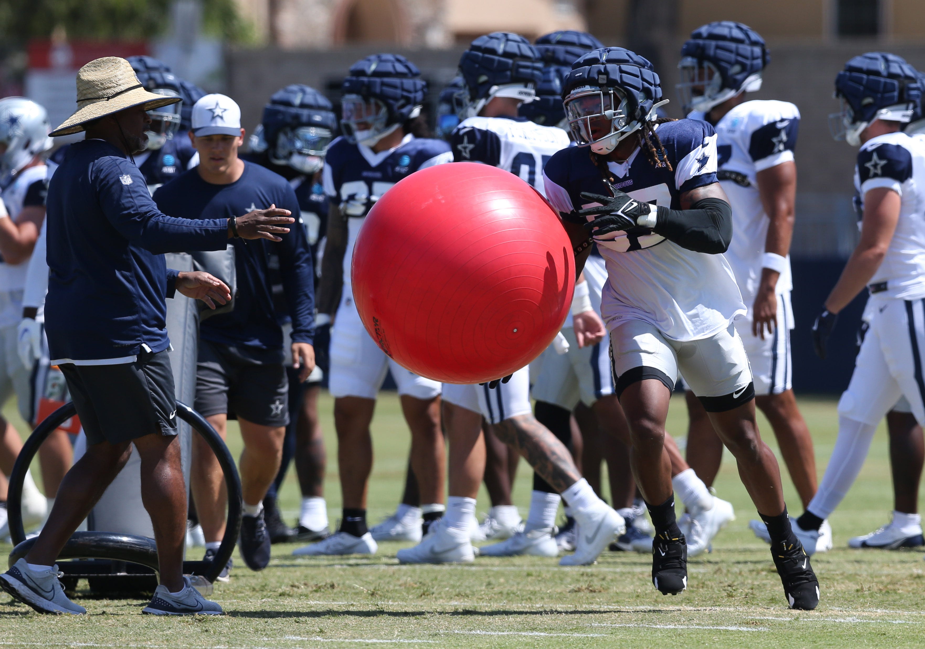 Cowboys have brought in 9 new players during free agency, but how many ...