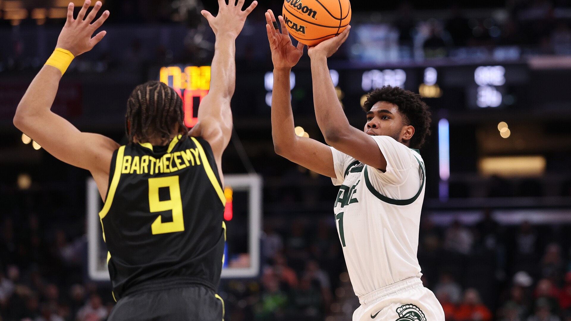 Jase Richardson scores 17 to lead No. 7 Michigan St. past No. 23 Oregon ...