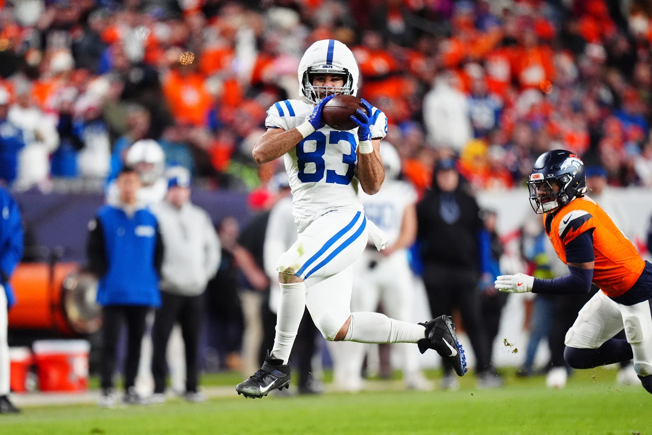 Eagles agree to a deal with TE Kylen Granson