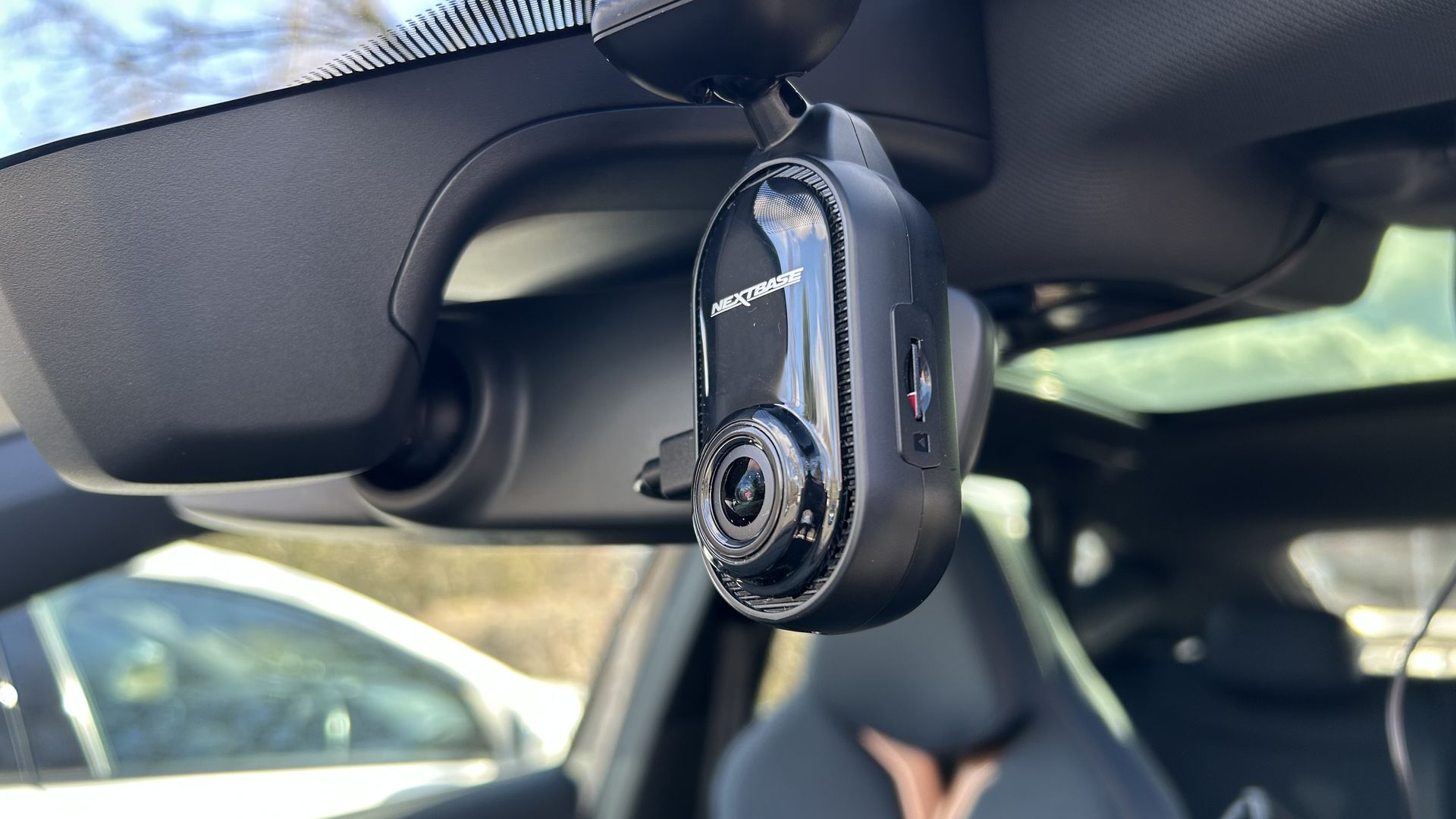 Nextbase Piqo Dash Cam review: compact but clever