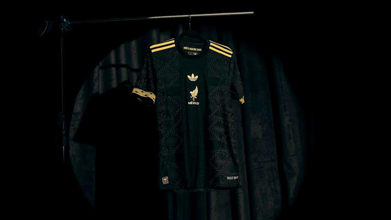 Mexico National Team Unveils New 2025 Black and Gold Jersey