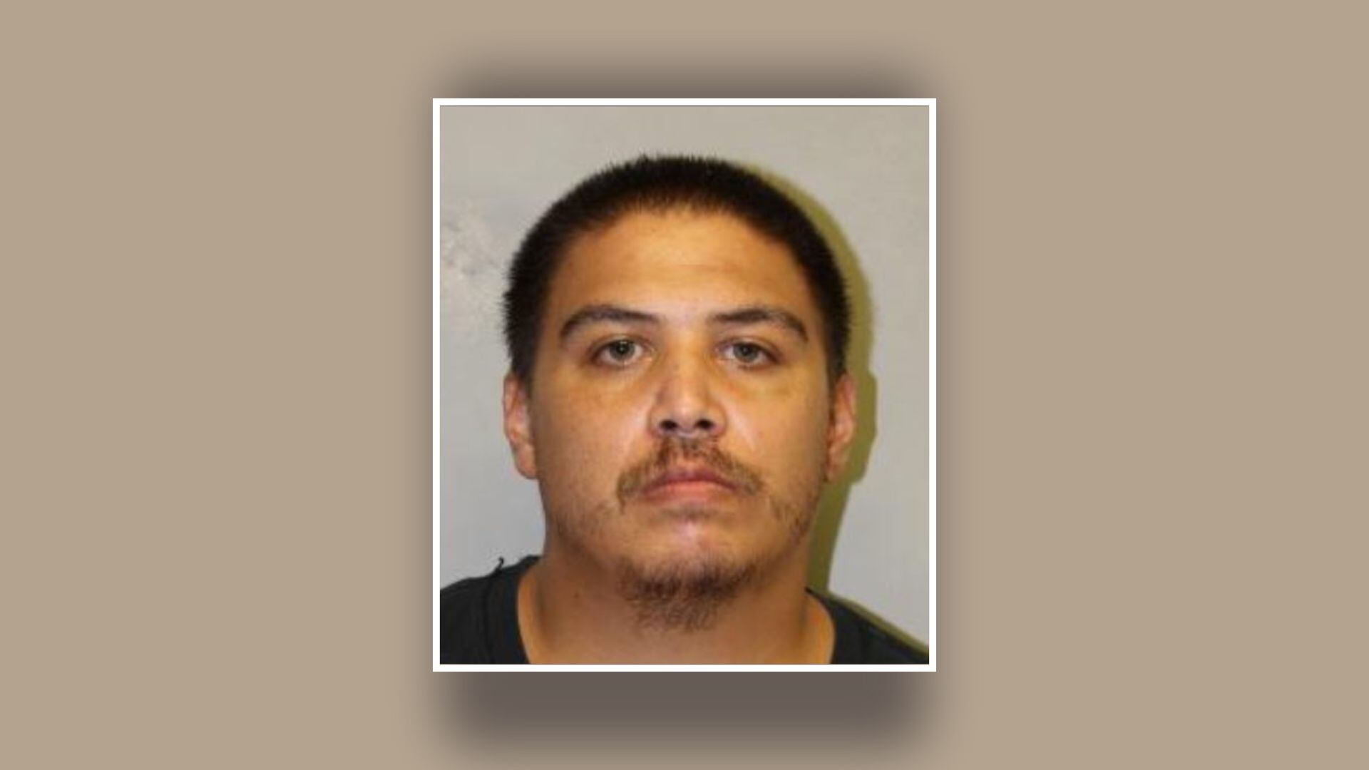 One apprehended, manhunt continues on Hawaii Island for 2nd suspect in ...