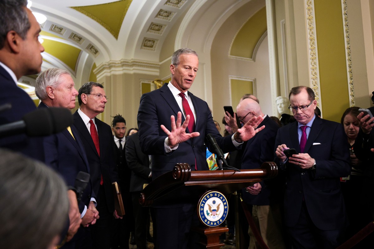 Senators Vote To Move Republican Plan To Keep Government Open Forward