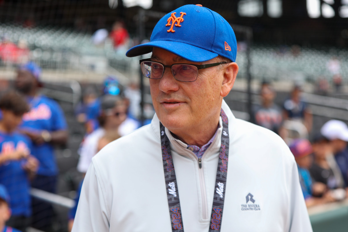 Mets Owner Sends Message After Phillies Game