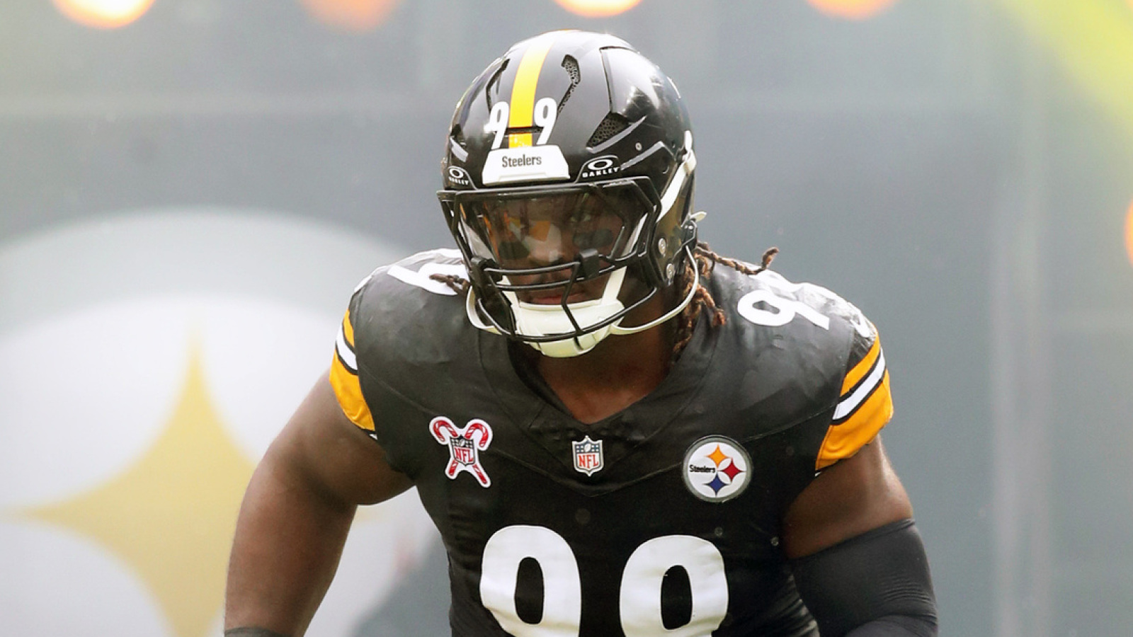 Former Steelers Defender Gets Suspended Shortly After Signing New Deal