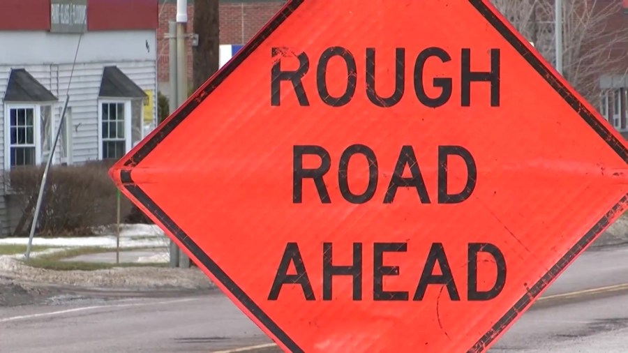 Eastbound I-40 lane closures begin near Carnuel