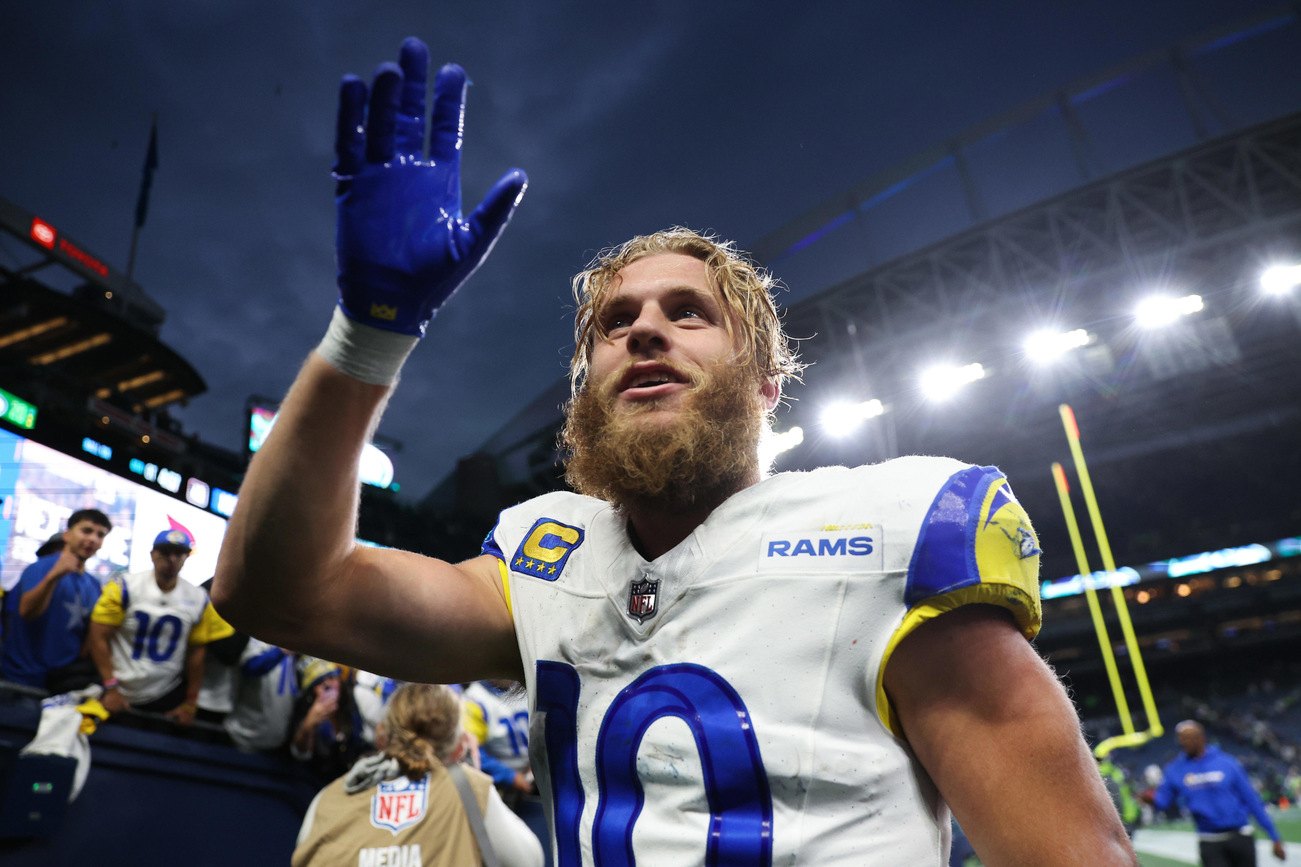 Seahawks sign Cooper Kupp to three-year deal worth $45 million