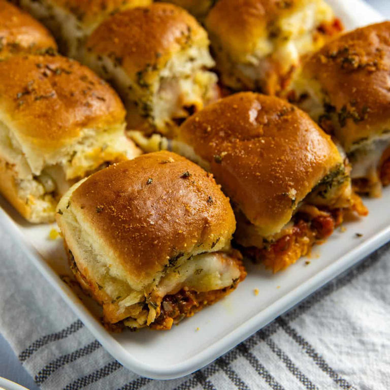 Easy Hawaiian Roll Meatball Sliders
