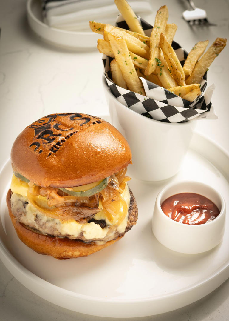 A New Destination for California Cuisine Just Opened in Woodland Hills