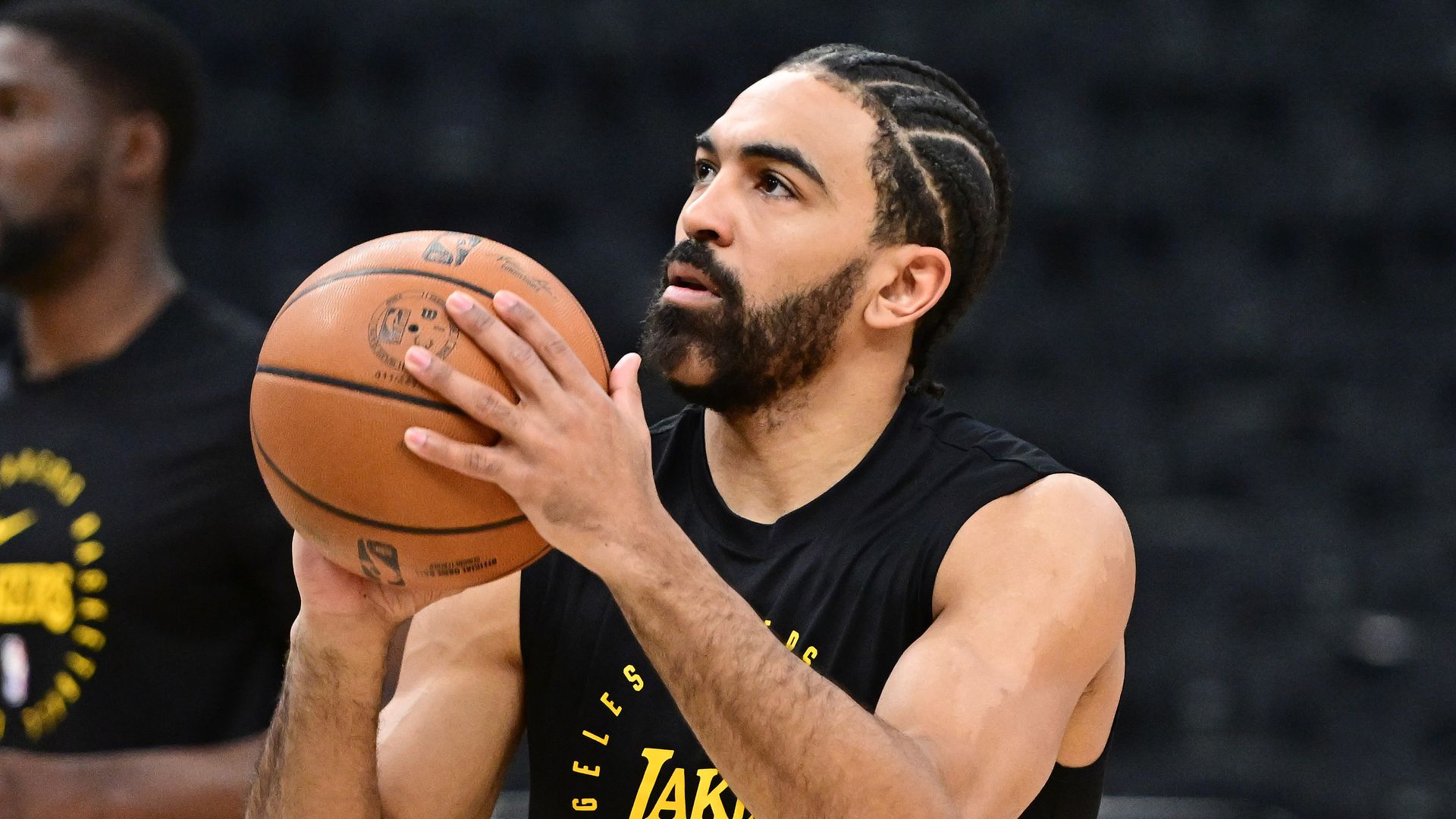 Luka Dončić, Gabe Vincent, Dorian Finney-Smith out vs. Nuggets