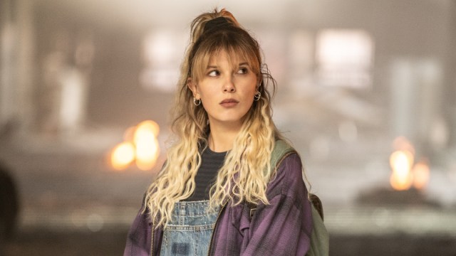 ‘The Electric State’ Cast and Character Guide: Who Voices Those Robots ...