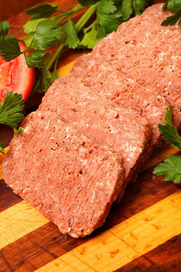 11 Retro Canned Corned Beef Recipes That’ll Bring Back the '70s