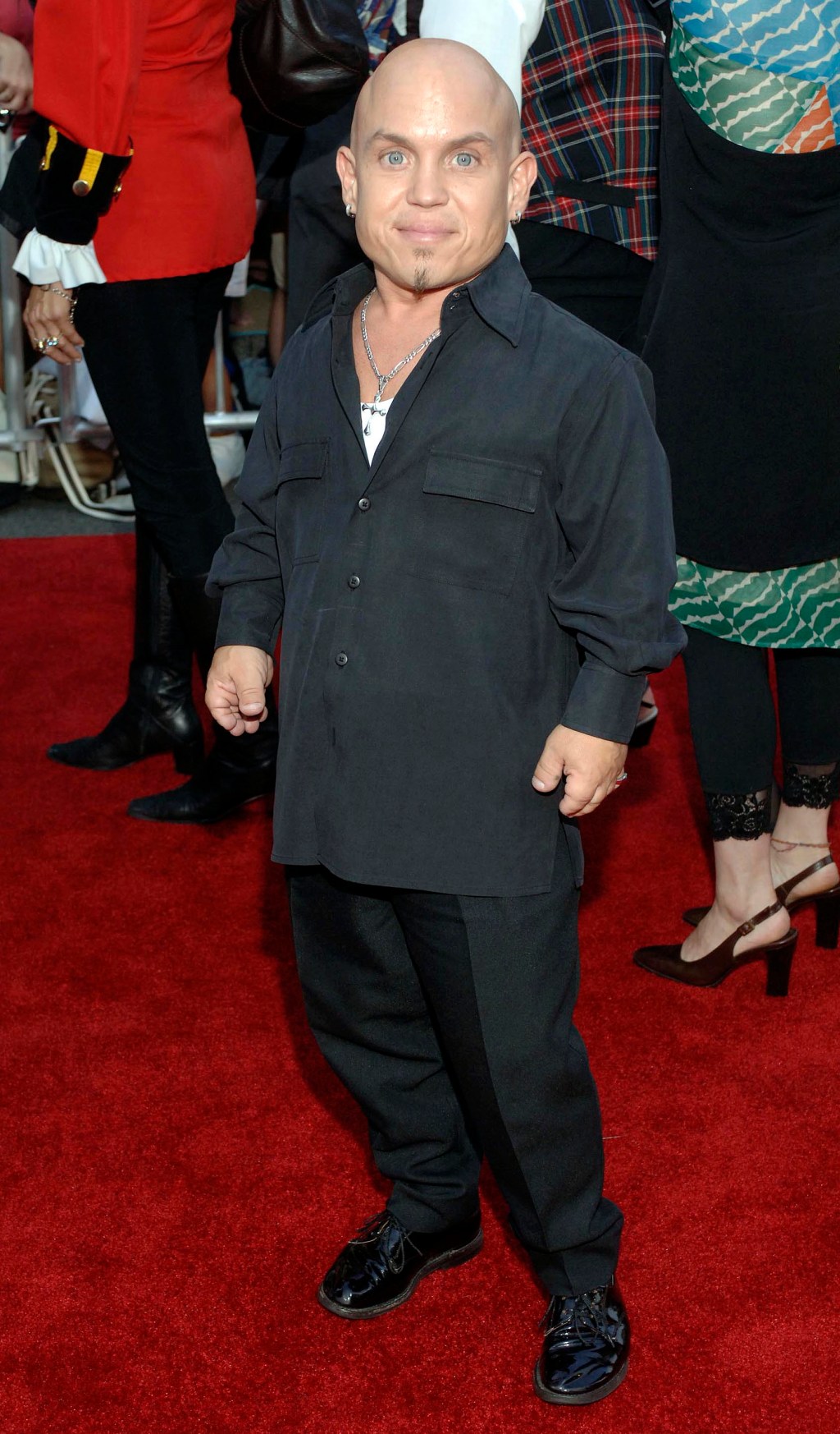 ‘Snow White’ actor defends Disney over CGI 7 dwarfs controversy: They ...