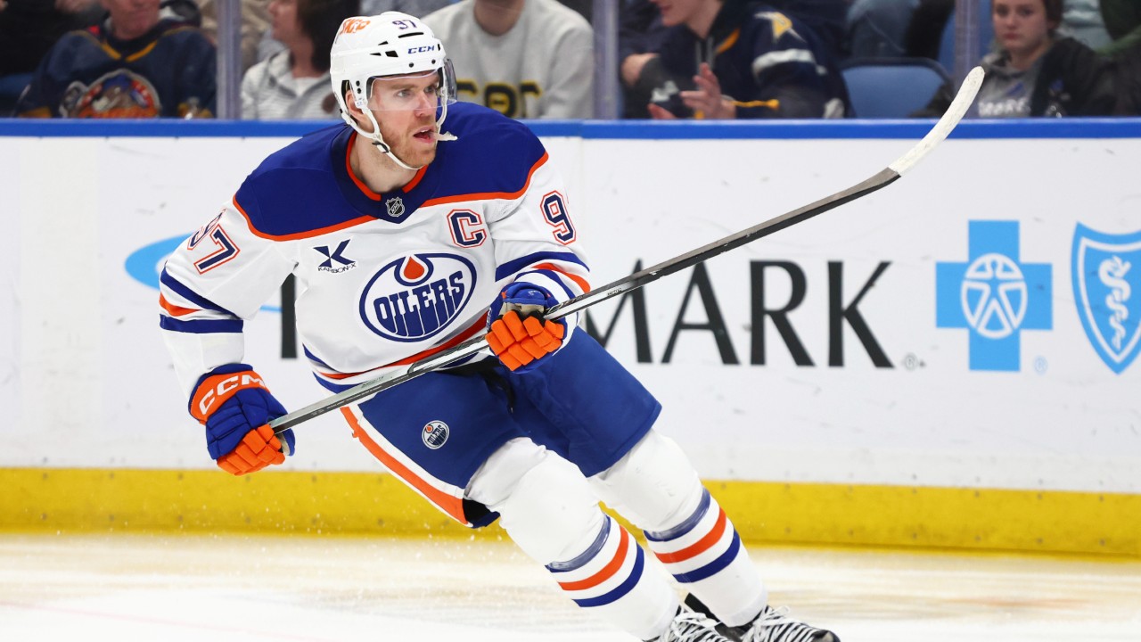 Oilers’ Connor McDavid returns to lineup vs. Blues