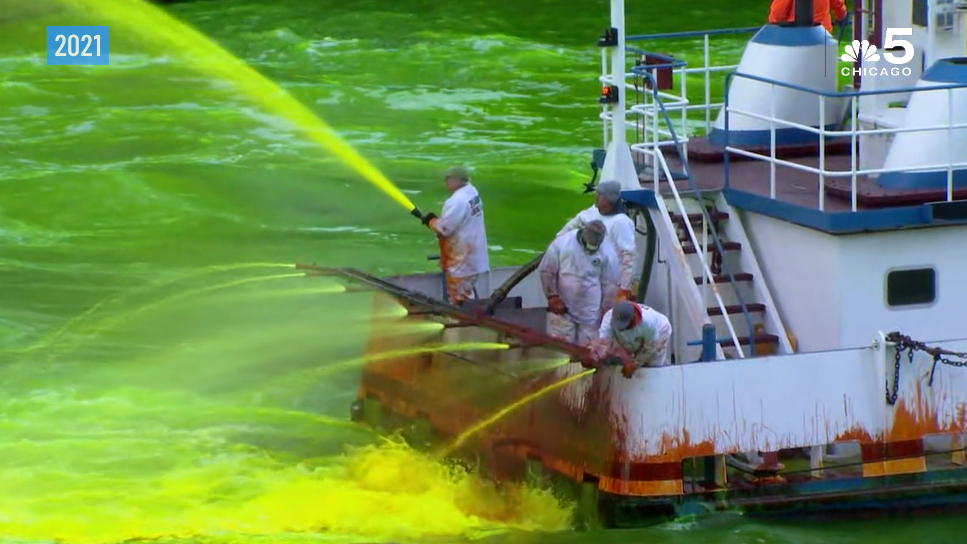 Chicago River dyeing to take place under High Wind Warning. Here's what ...