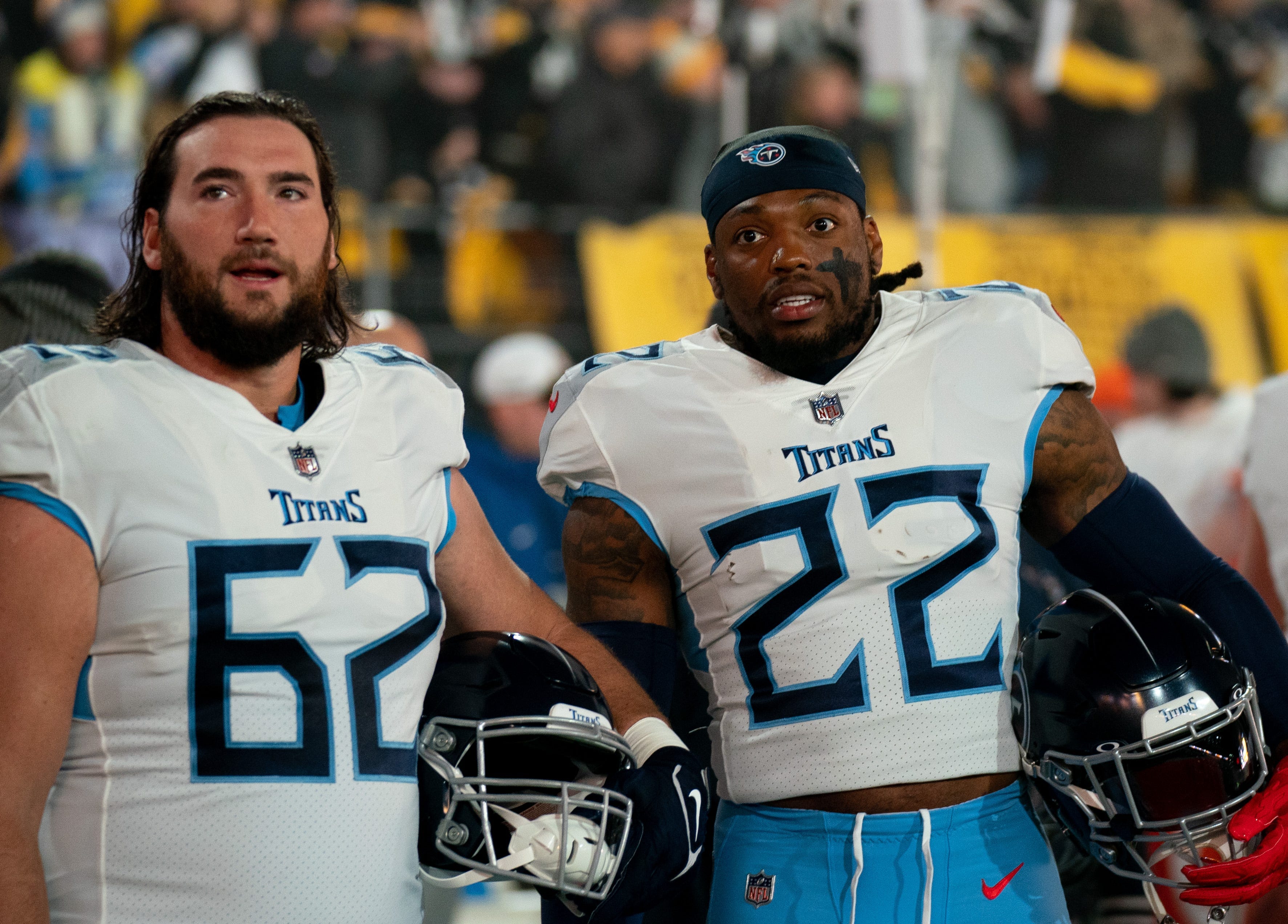 Report: Tennessee Titans re-signing center Corey Levin