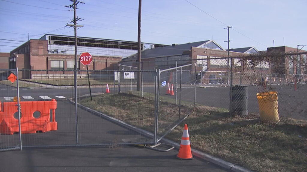 Hundreds of SPS Technologies workers will be laid off nearly 1 month ...