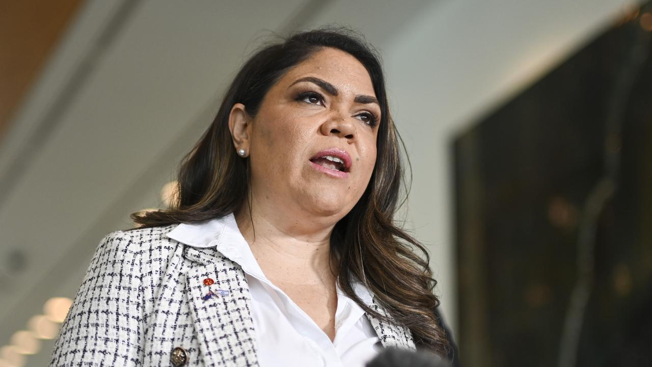 Twist after Senator drops out of event