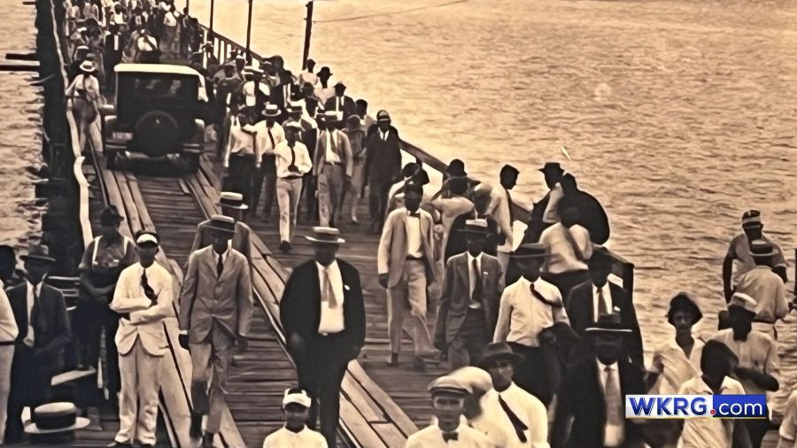 Fairhope is one of two remaining single-tax colonies in the U.S. — what ...