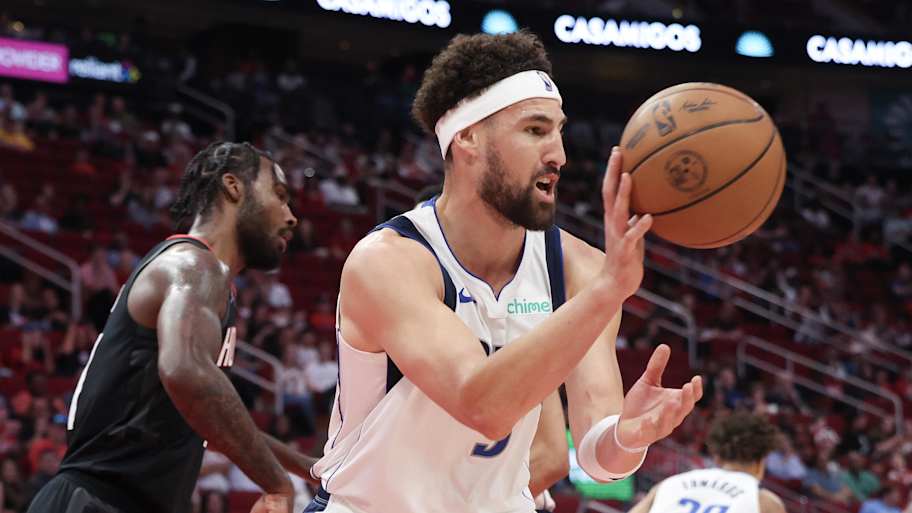 Klay Thompson Facing Backlash From NBA Fans For Performance In Mavs ...