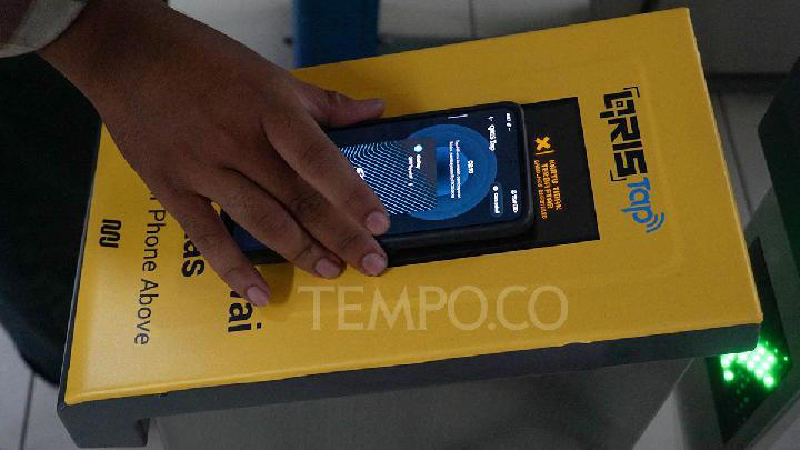 Tiket LRT Jabodebek Bisa Dibayar dengan QRIS Tap Mulai Oktober