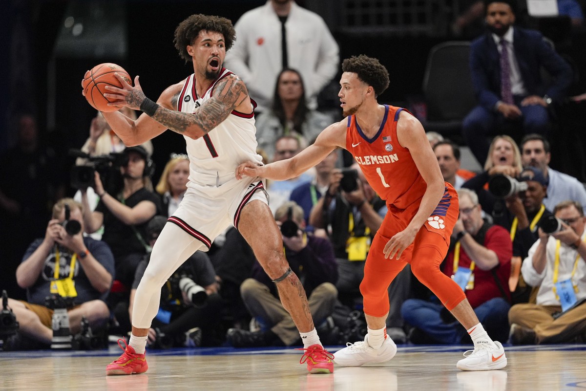 ACC Locks Clemson Out of Locker Room During Semifinal Battle Against ...