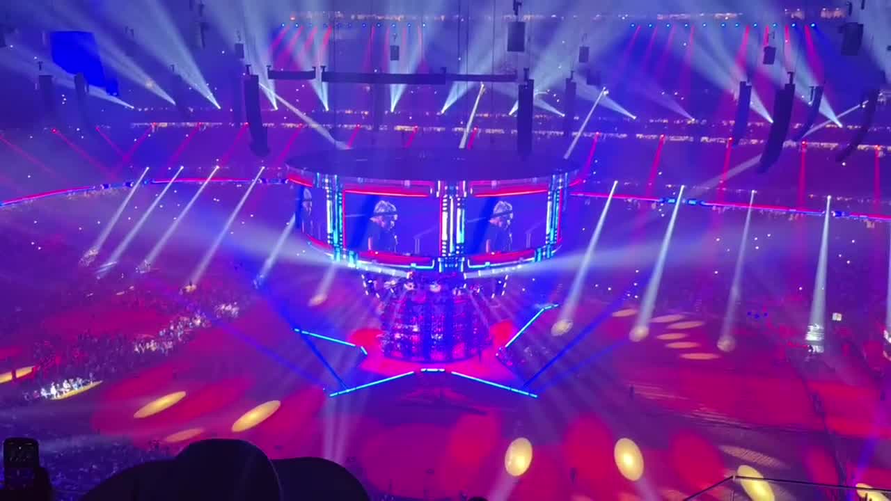 Electrical fire at Houston Rodeo cut Journey concert short: Fans ...