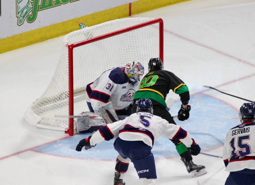 Landon Sim leads the London Knights to a 3-1 win over the Saginaw Spirit