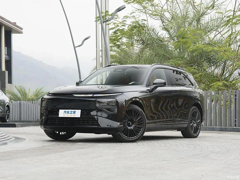 小鹏G9升级归来，挑战蔚来ES8、理想L8，能否成为车市新宠？